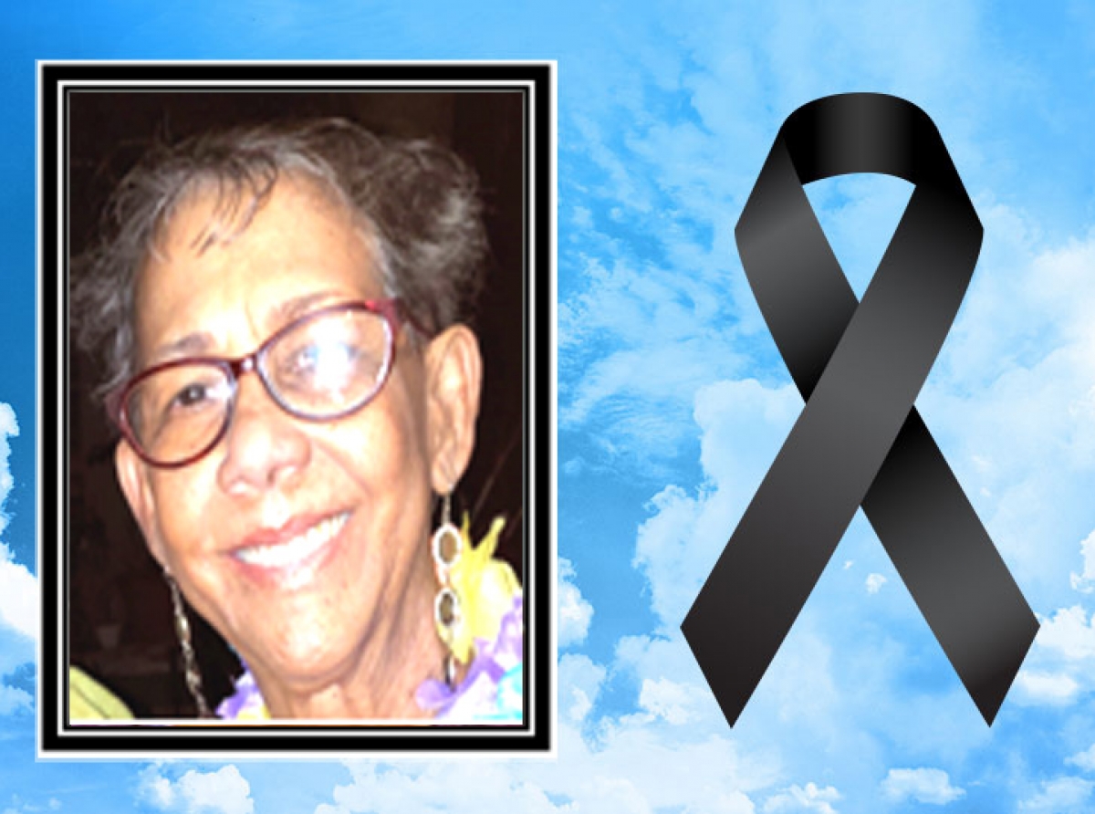 Sra. Titia G. René-Burke