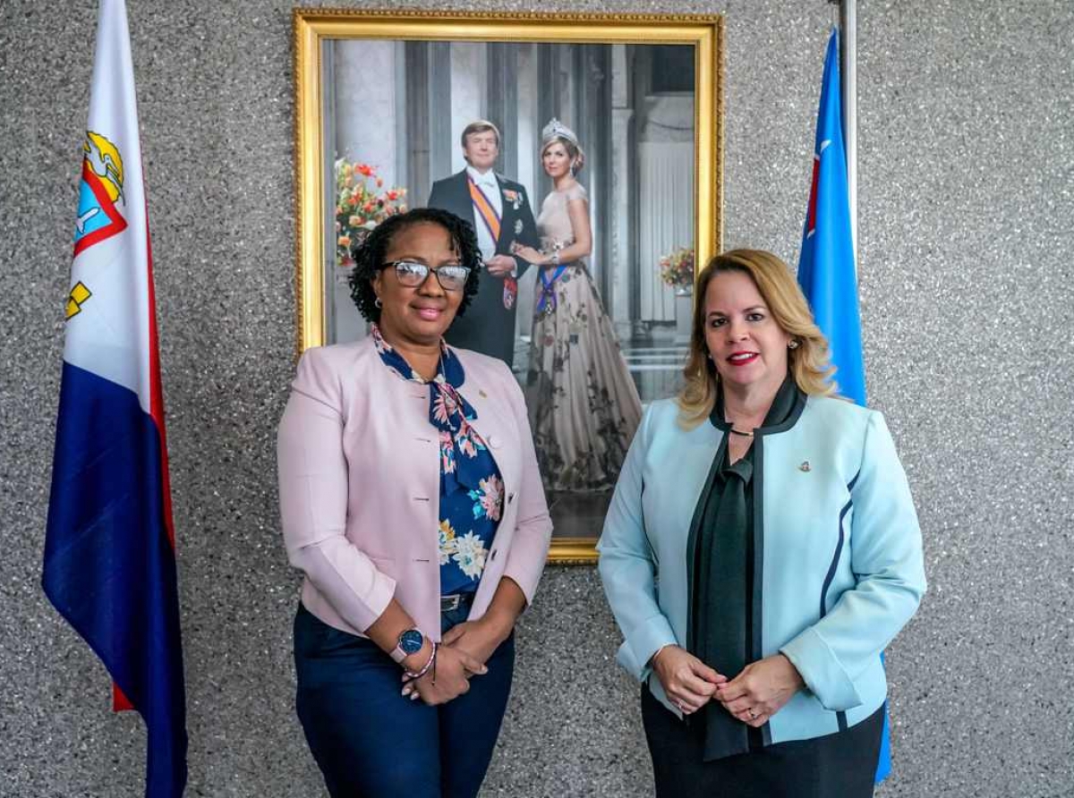 Premier Silveria Jacobs di Sint Maarten a expresa e importancia di e ...