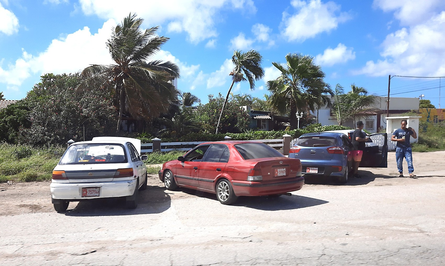 Accidente pisa na Tanki Leendert a cobra bida di Brian Hassell