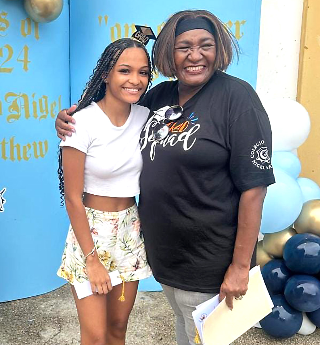 Alegria ora di anuncia resultado di examen HAVO na Colegio Nigel Matthew