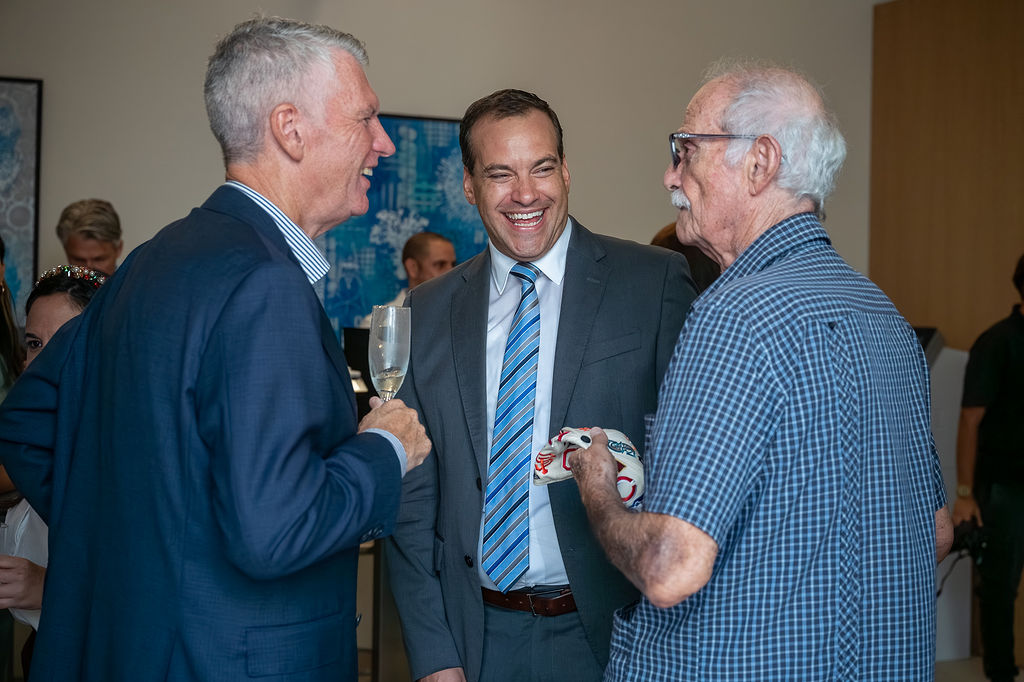 Apertura di sucursal self-service di Aruba Bank di Caya Grandi