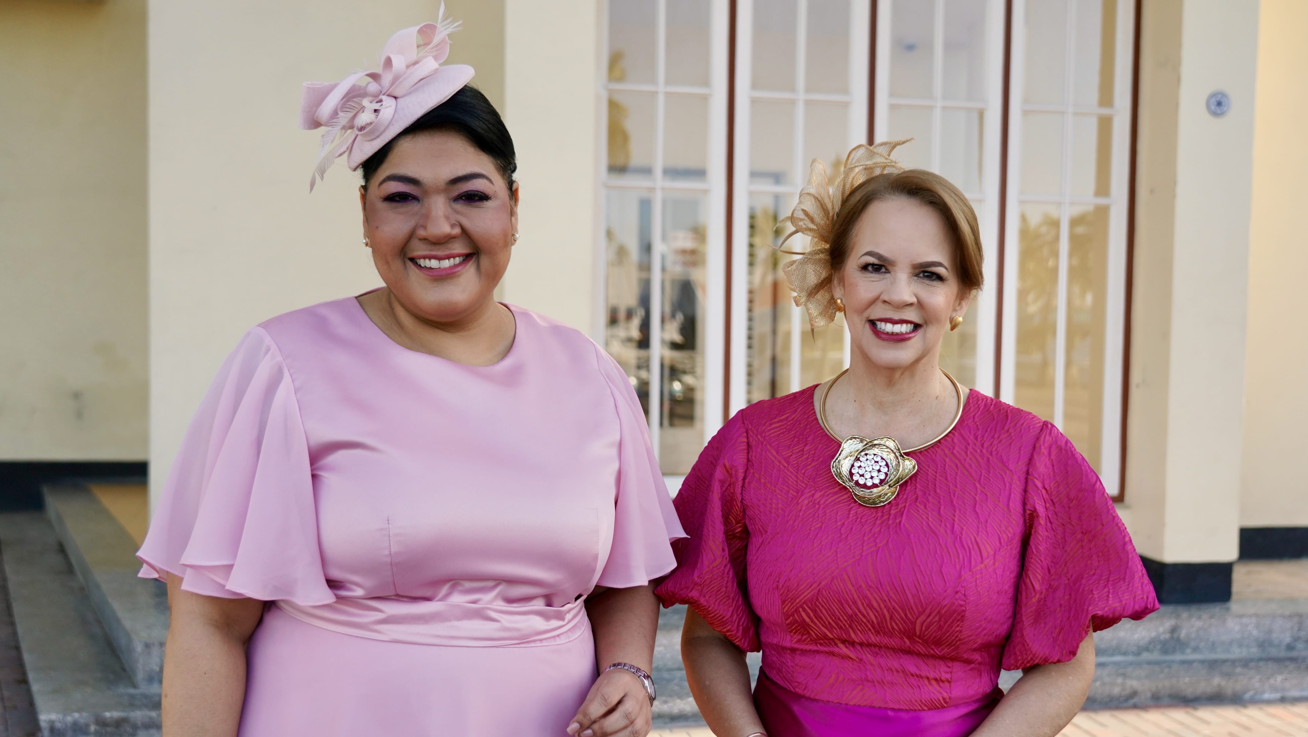 Betico a construi e cas cu yama pais Aruba