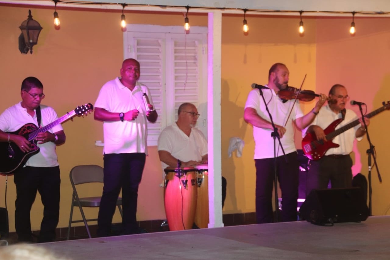 Bon Bini Festival ta bek den Fort Zoutman