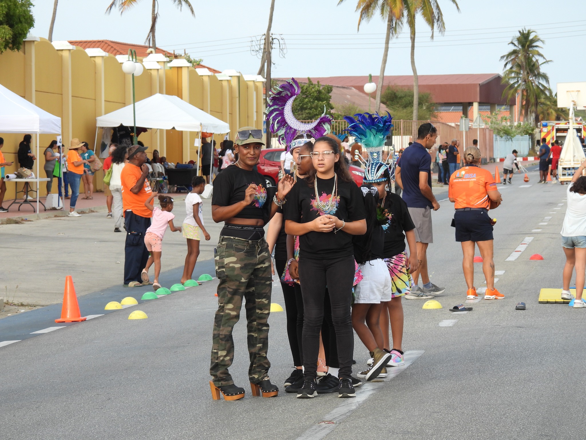 CEDE Aruba contento cu e 2.500 hende cu a bishita Ban Caya na San Nicolas