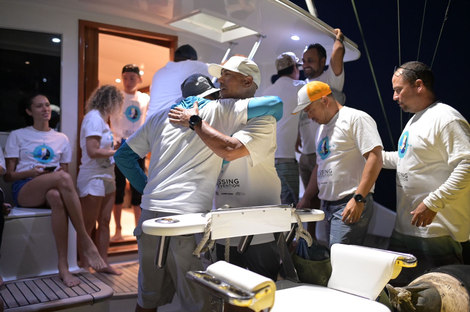 Deaxo Croes ta cla pa su hazaña historico di crusa lama entre Bonaire y ...