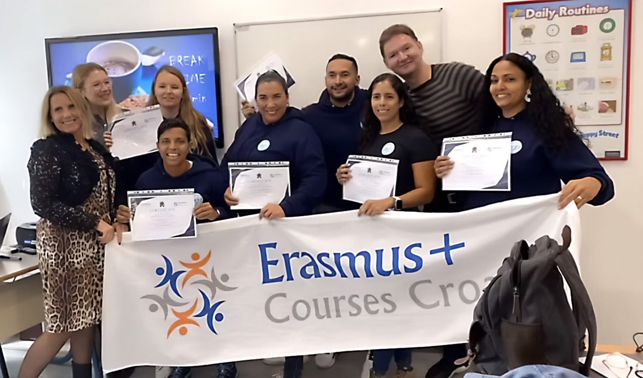 Docentenan di Colegio Arubano a bay Croacia pa curso di Erasmus+