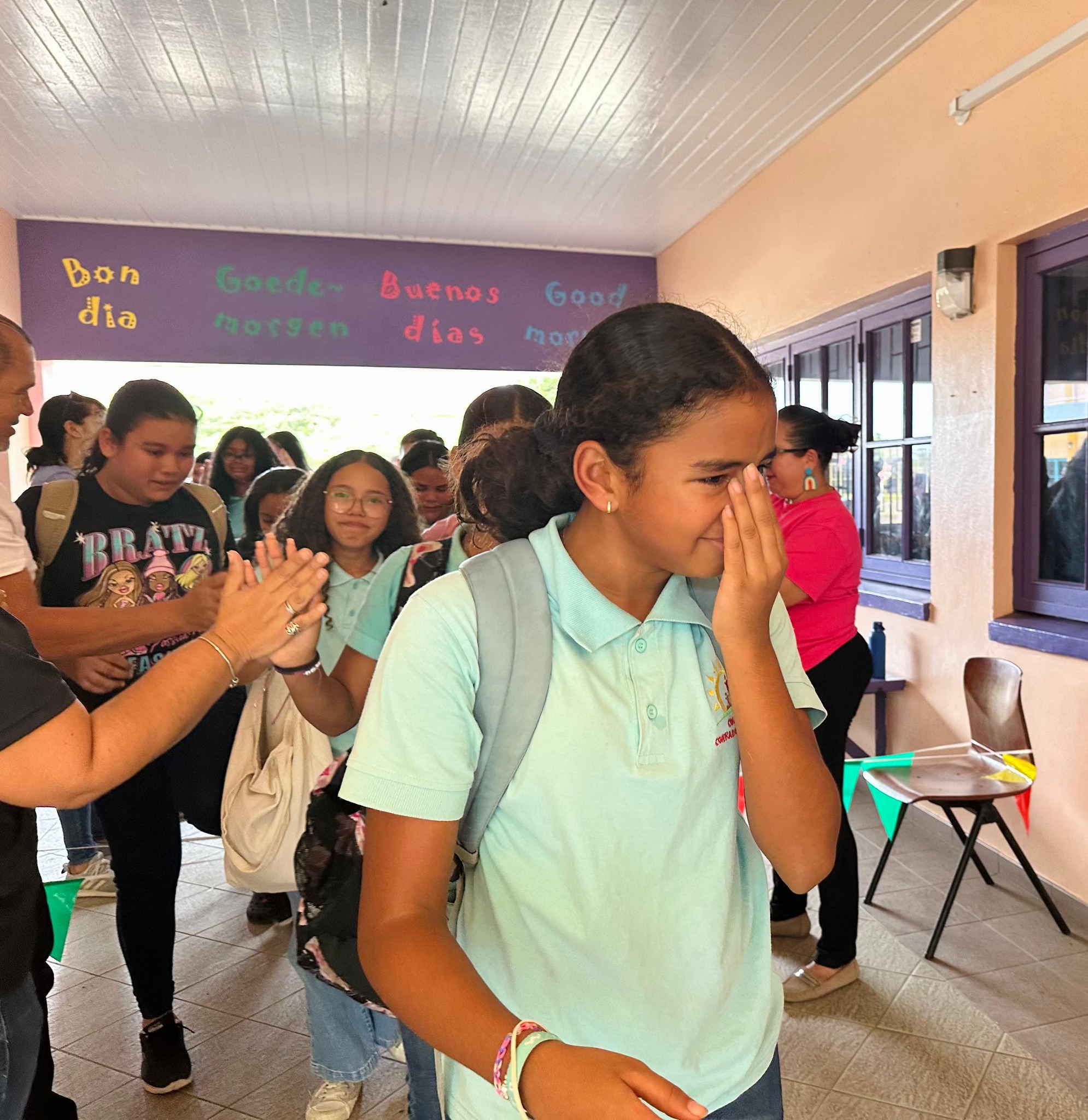 E forma unico cu Colegio Conrado Coronel a despedi di alumnonan di Klas 6