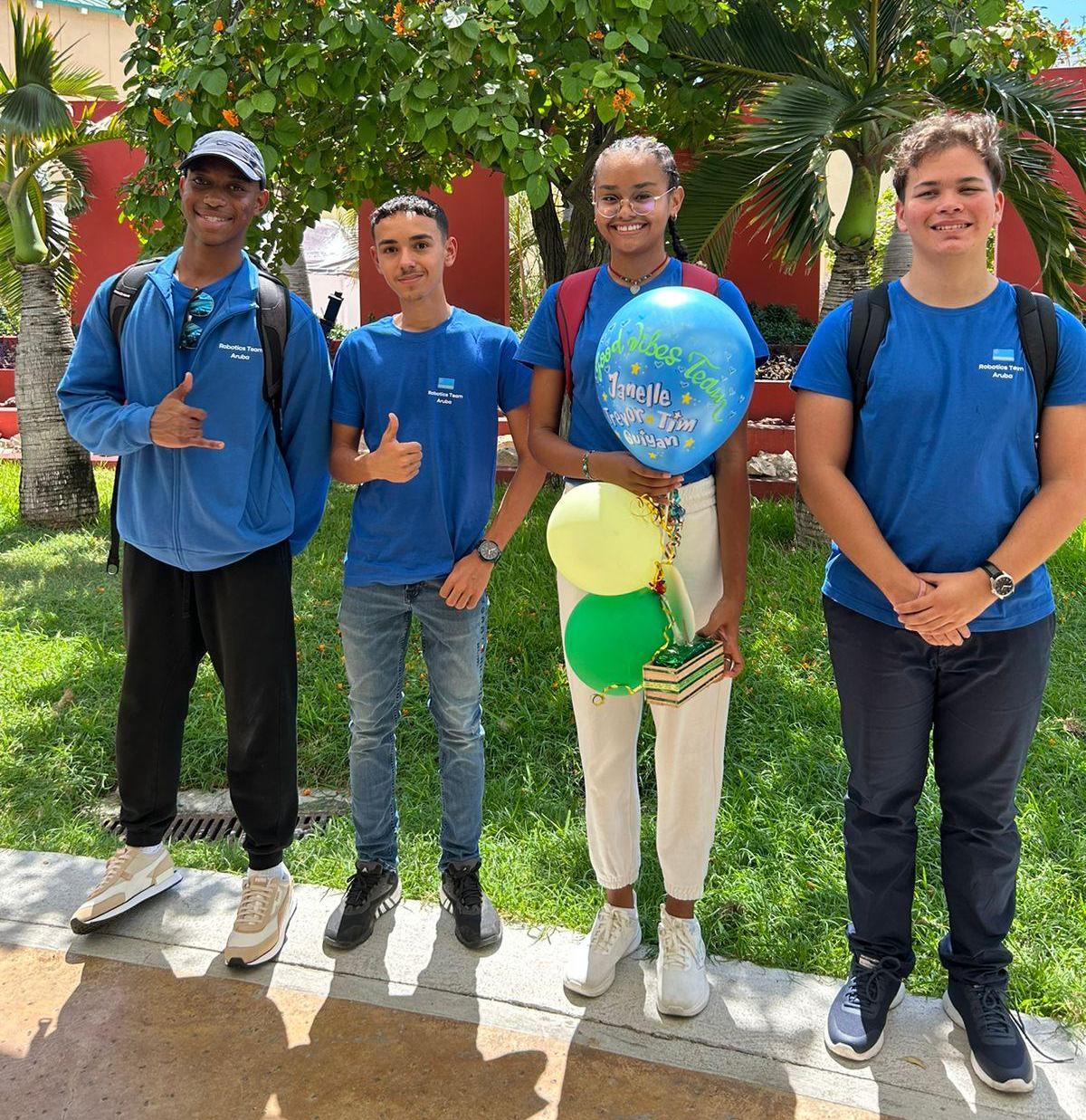 E prome ekipo nacional di robotica a representa Aruba durante ...