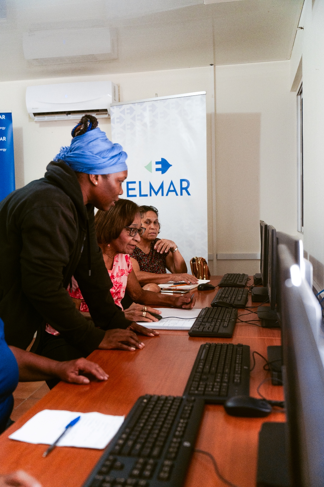 ELMAR ta continua workshop 'Klik y Siña' pa empodera Adultonan Mayor