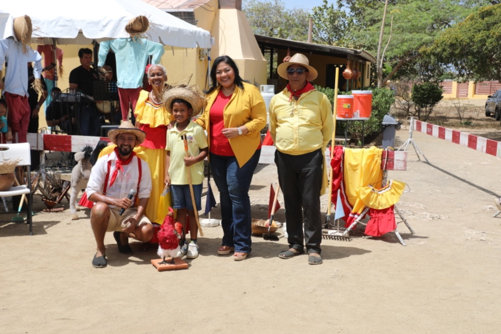 Ministro di Cultura presente na proyecto escolar ‘Fiesta di San Juan ...