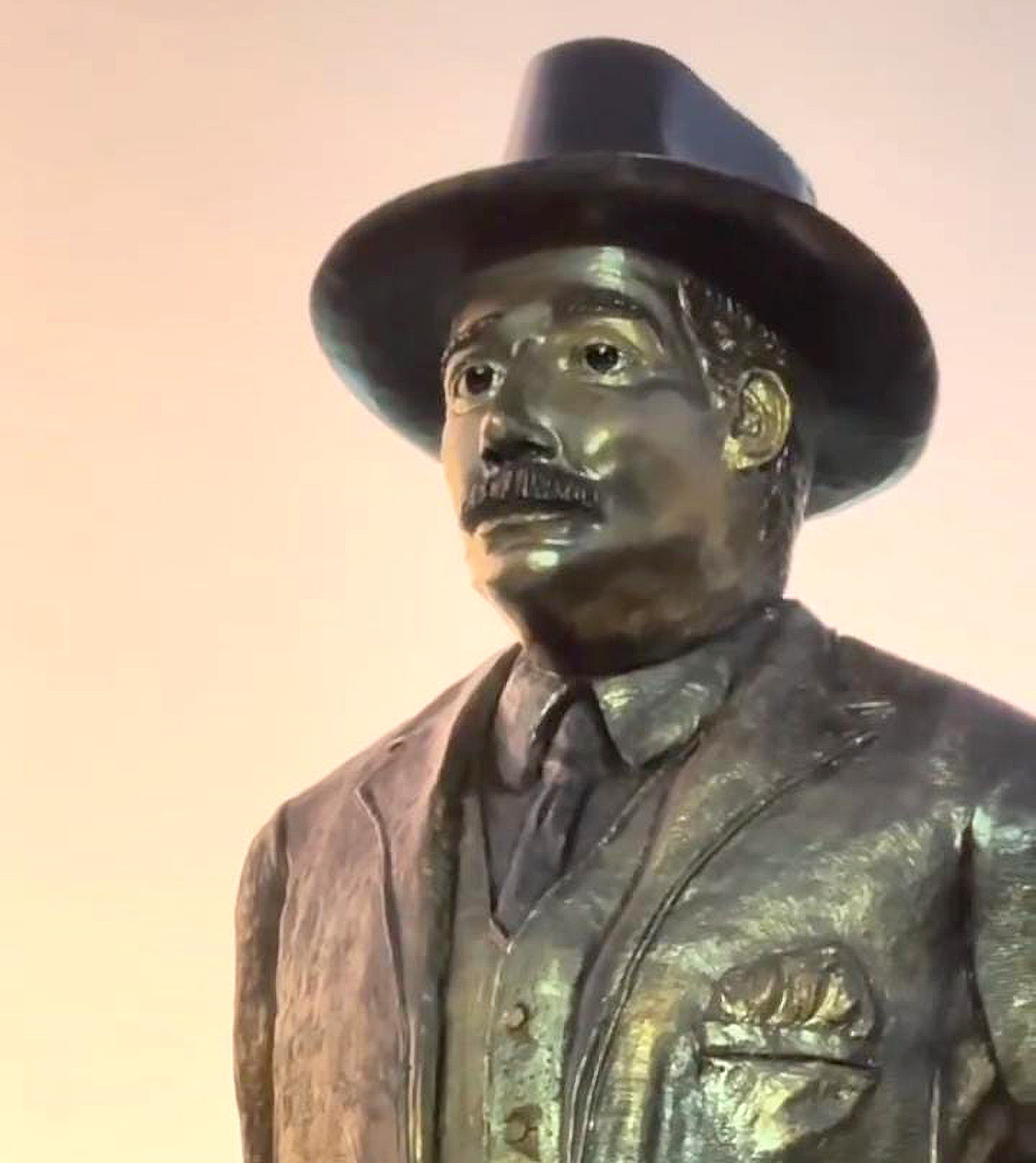 Hoben na Venezuela a traha e scultura mas grandi di mundo dedica na Dr ...