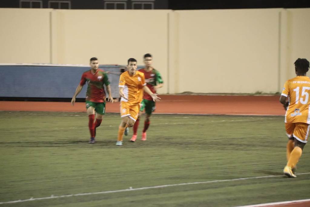 Hungador Jhon Silva di RCA cu 18 gol riba su nomber despues di 12 siman ...