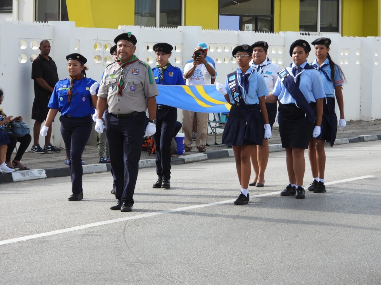 Masha bunita celebracion protocolar y cultural pa celebra Aruba su Dia ...