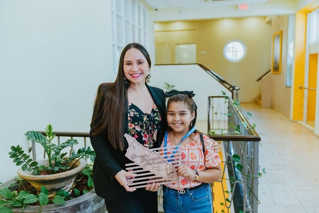 Ministro a ricibi cabayistanan di Aruba cu a gana medaya na Curaçao